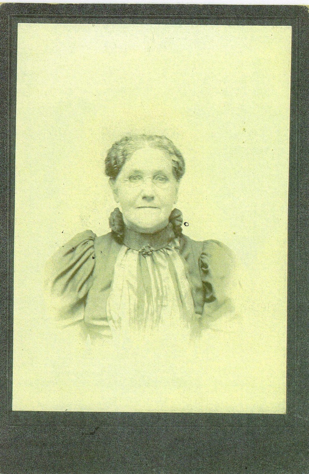 Ancestry Chick: Stories From the Minnigh Family - Part 1