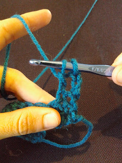 How to: Double Crochet