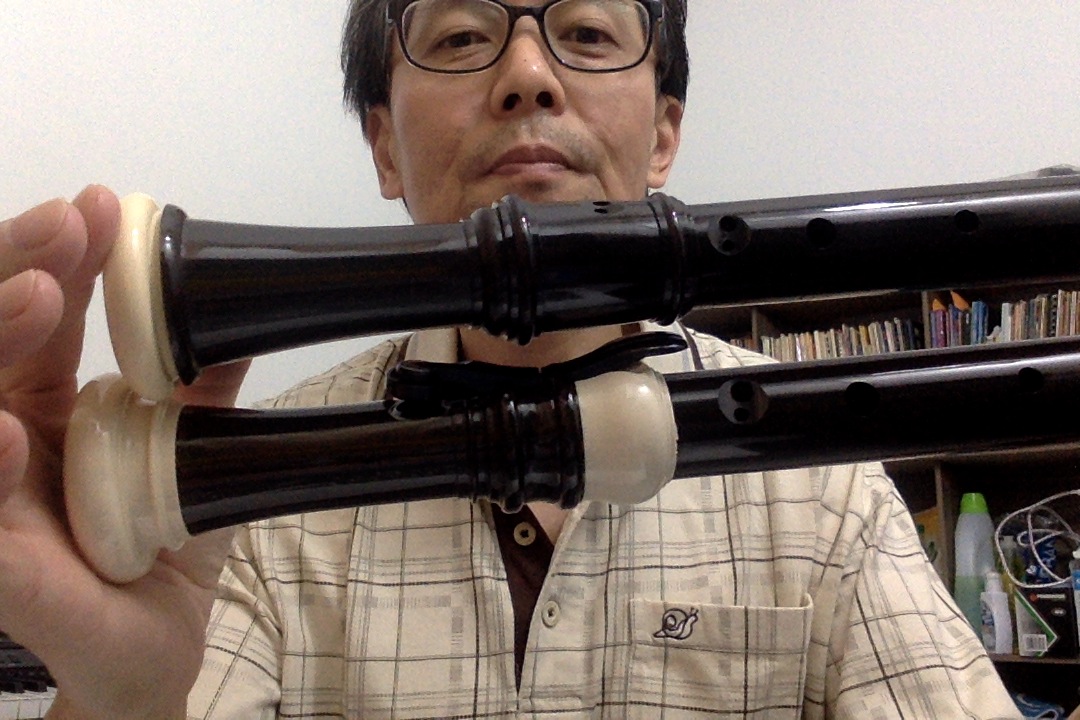 Comparing Recorders: 6. Comparing Aulos tenor recorder vs Yamaha tenor ...