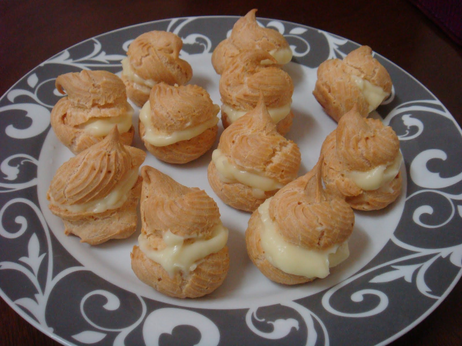 Hanim Bakes!: Cream puff