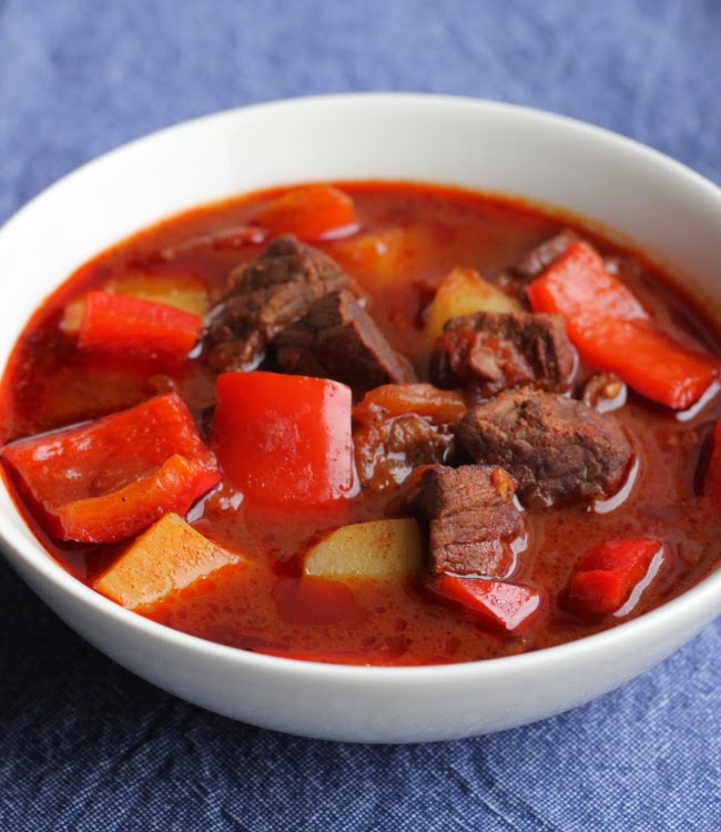 Ellan reseptit: Unkarilainen lihapata