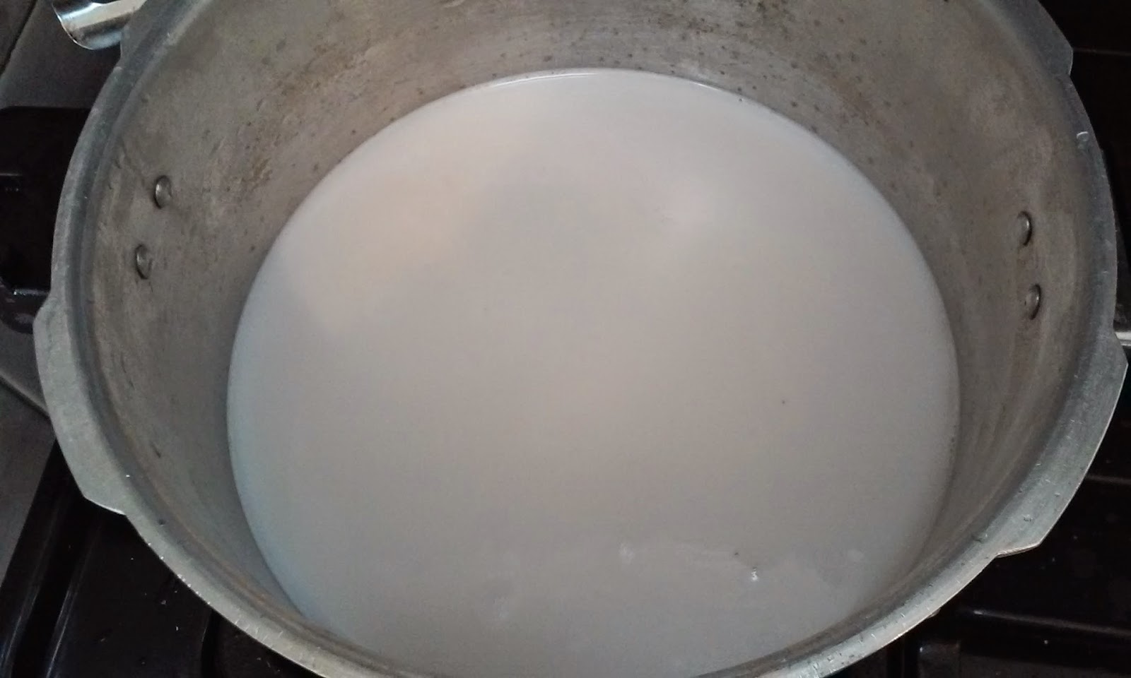You Be the Cook: How To Make Fresh Coconut Milk