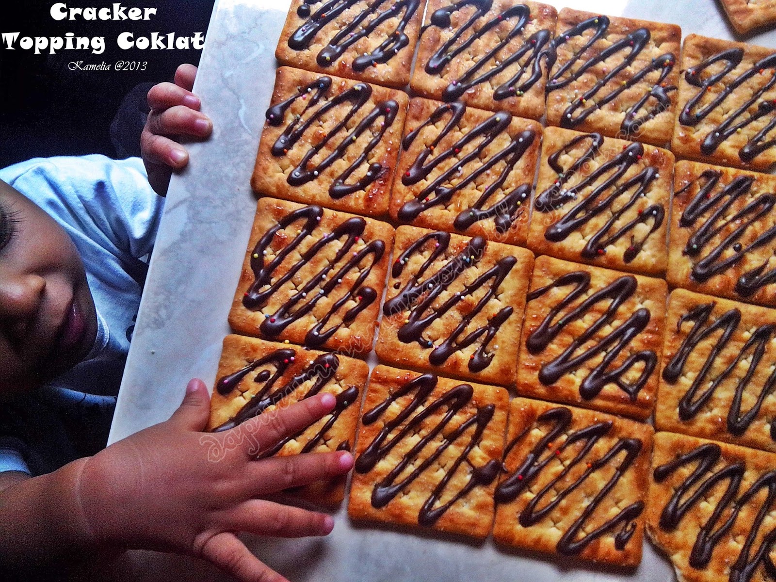 Cozy Kitchen : Cracker Topping Coklat