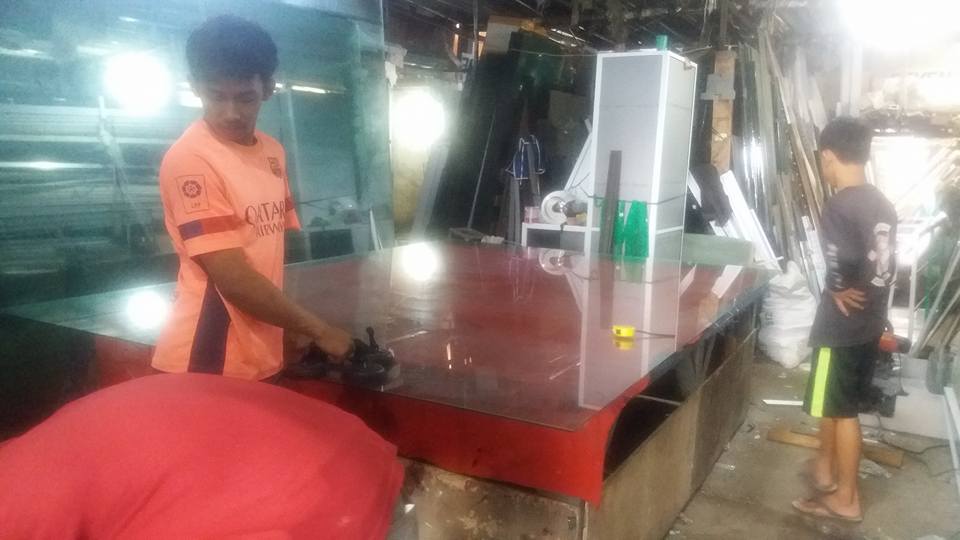 TUKANG aluminium kaca: TOKO KACA