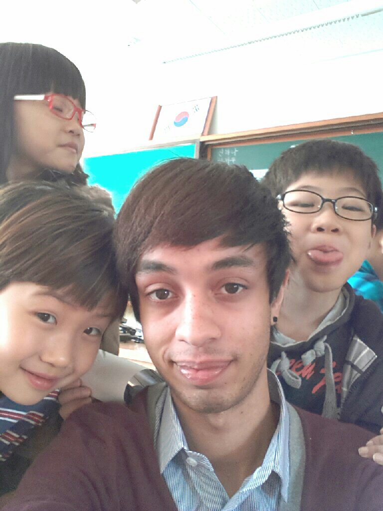 The TEFL experience. : White day and ddong chim