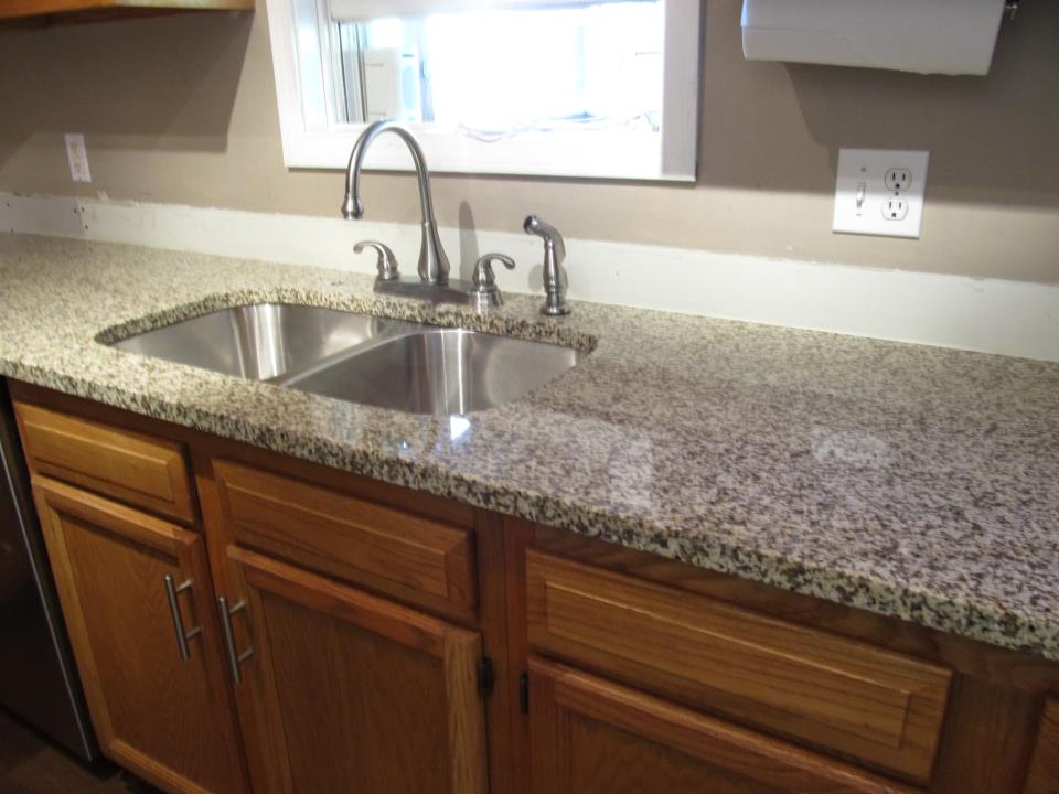 Charlie The Cavalier : Buying Granite Counter tops
