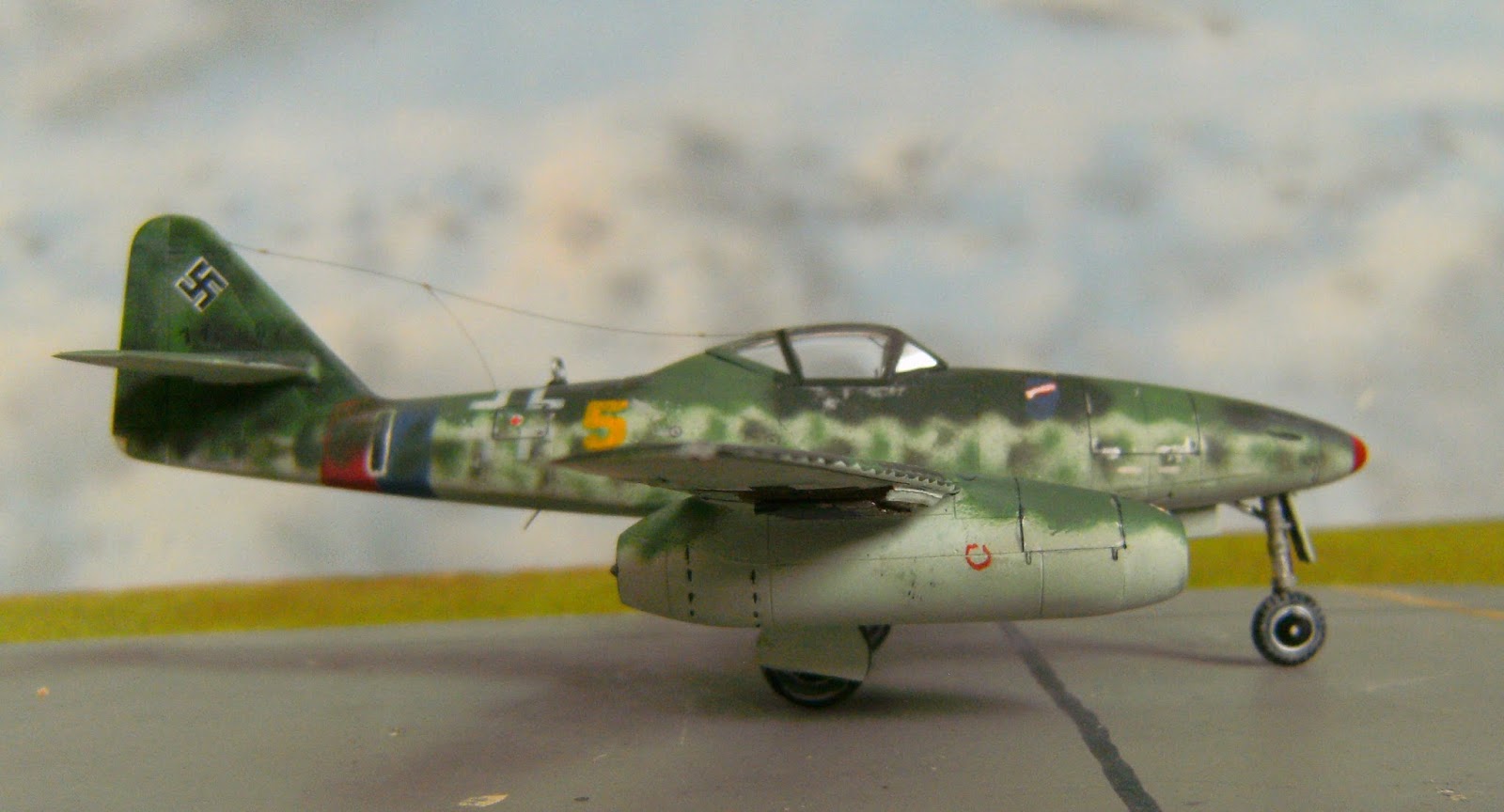 Happyscale-Modellbau: Messerschmitt Me 262 A-1A mit R4M-Raketen ...