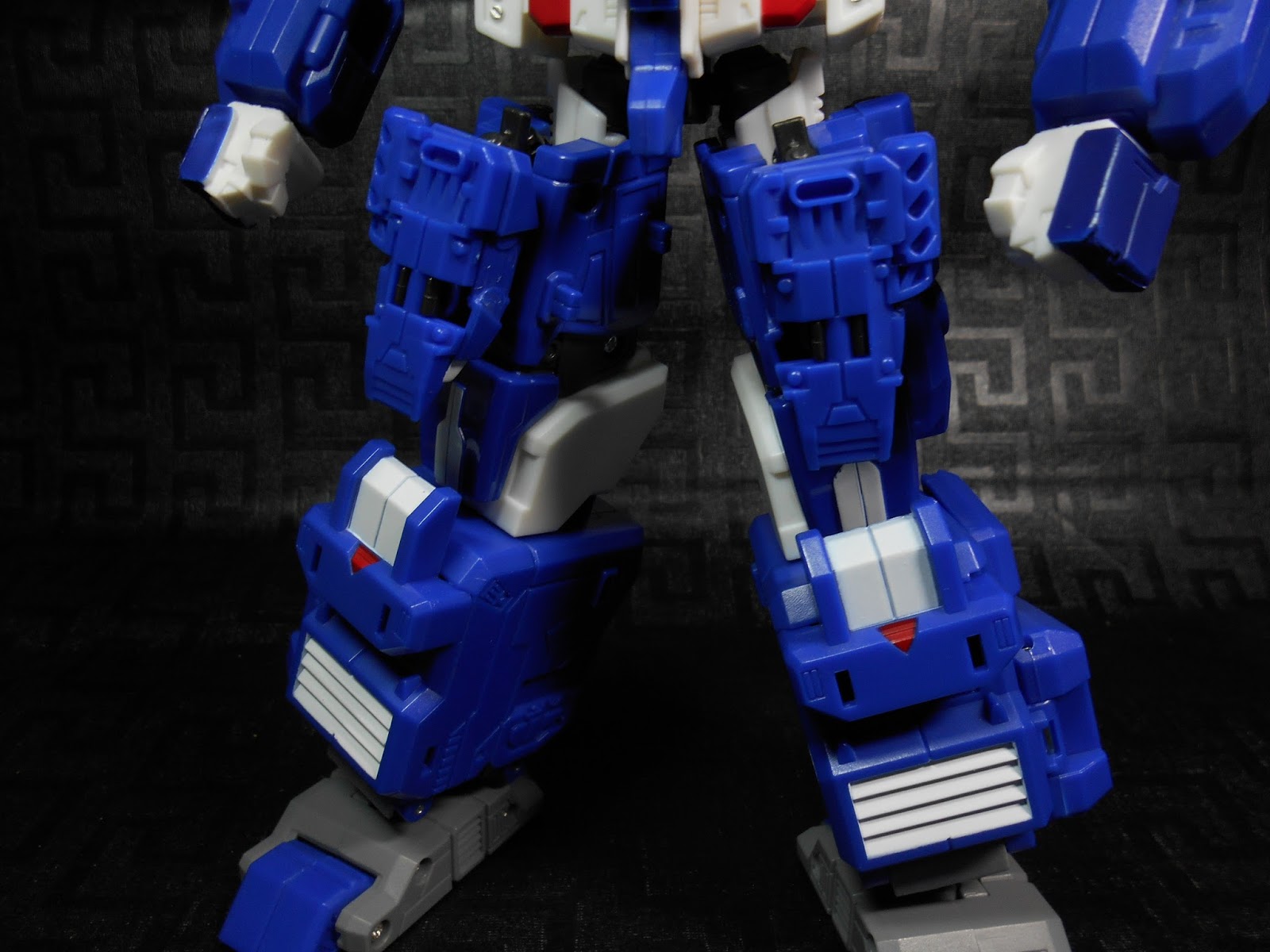 Review: Mebsuta | Night's Corner