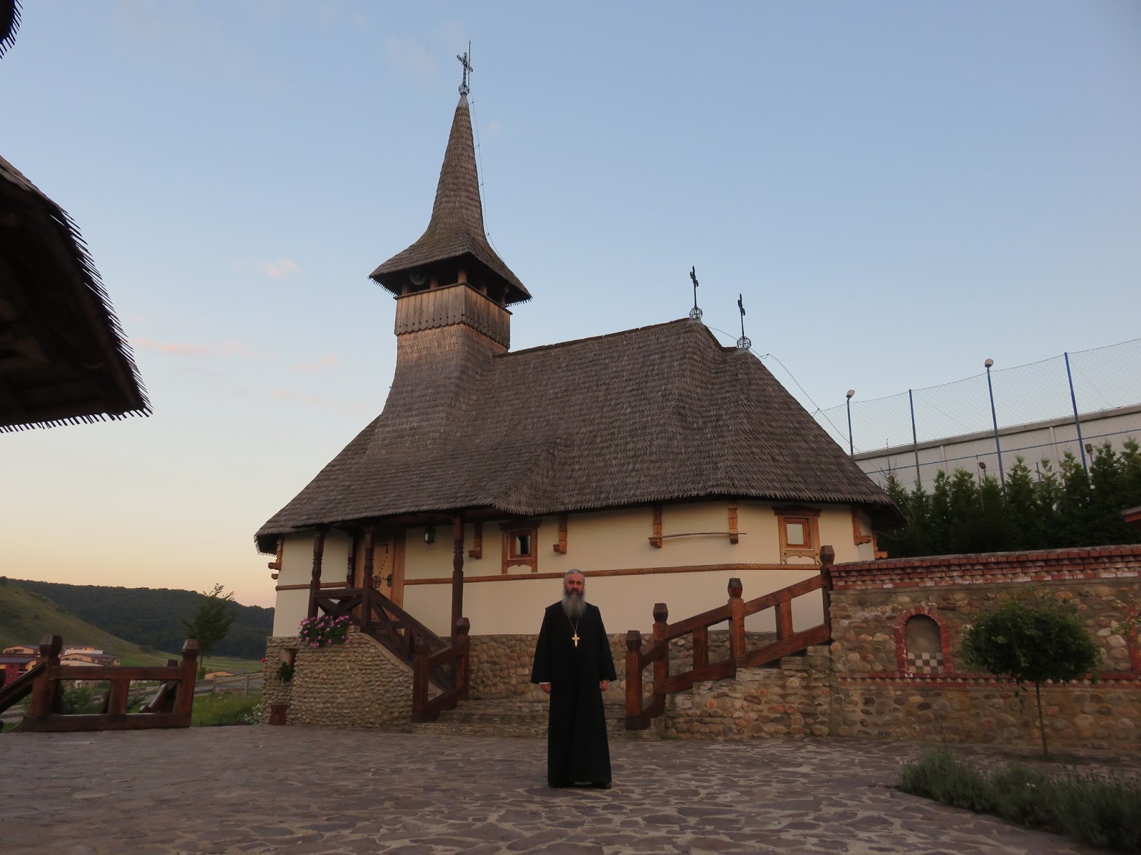 Dar!: Parohia "Tuturor Sfintilor" Floresti-Cetatea Fetei-Cluj