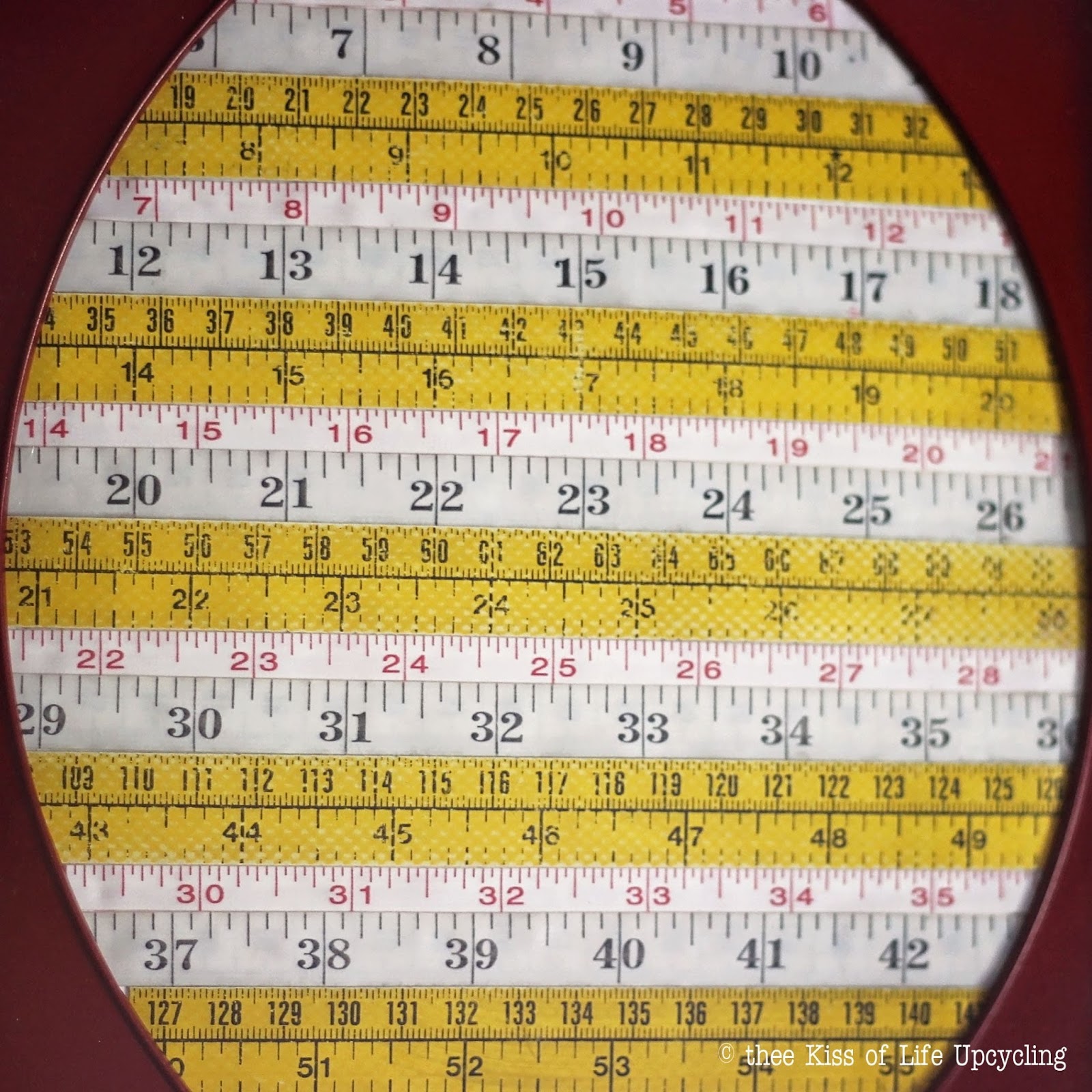 DIY EASY UPCYCLING | Upcycled Measuring Tape Sewing Room Wall Decor ...