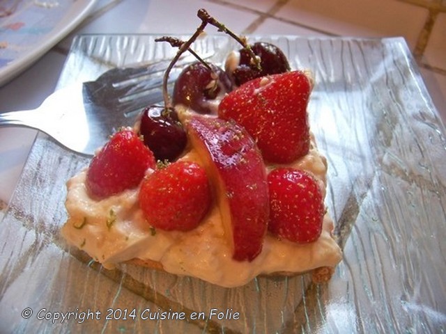 Cuisine en folie: Dacquoise aux fruits rouges et crème mousseline ...
