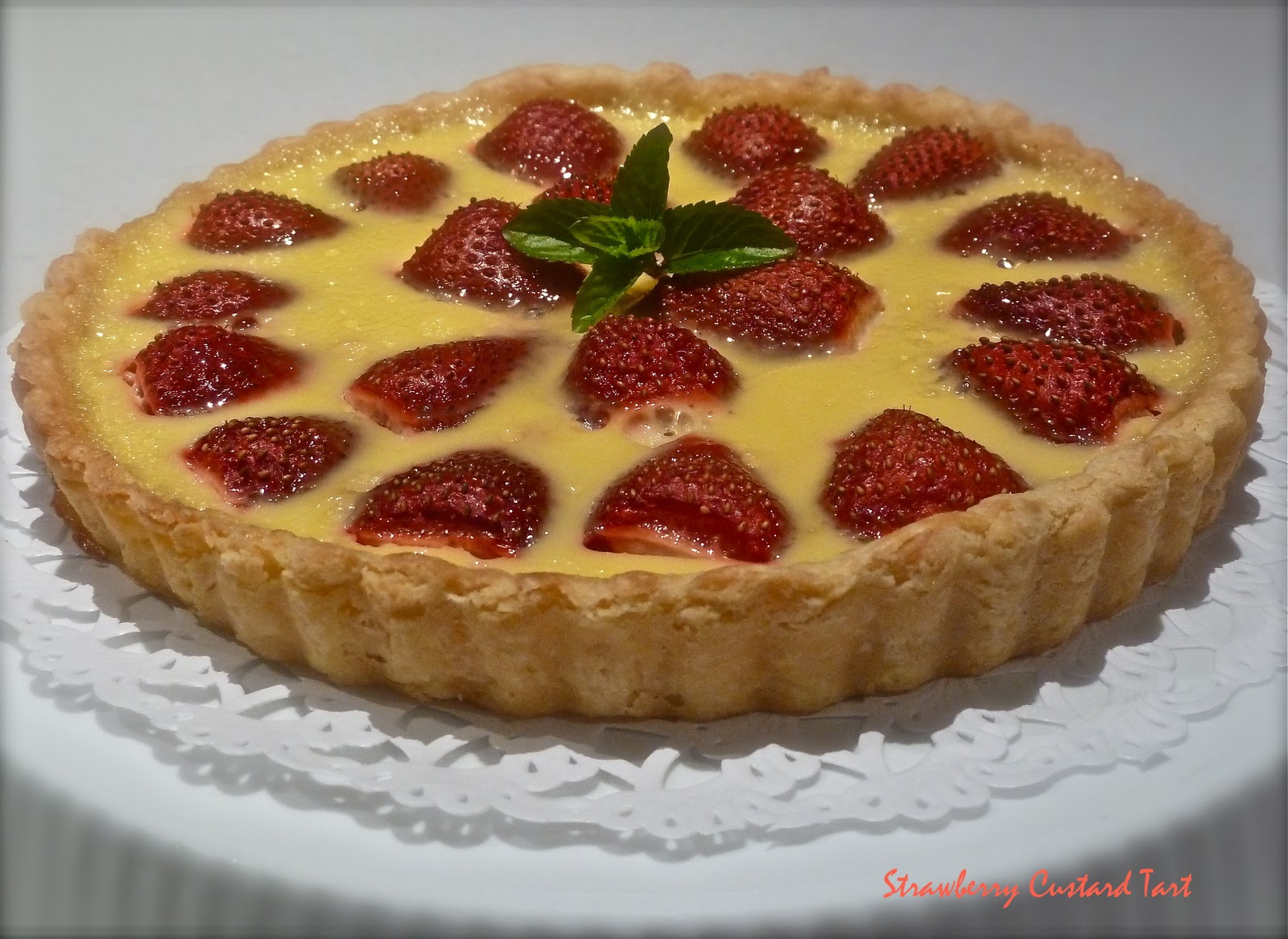 Helena's Kitchen: Strawberry Custard Tart