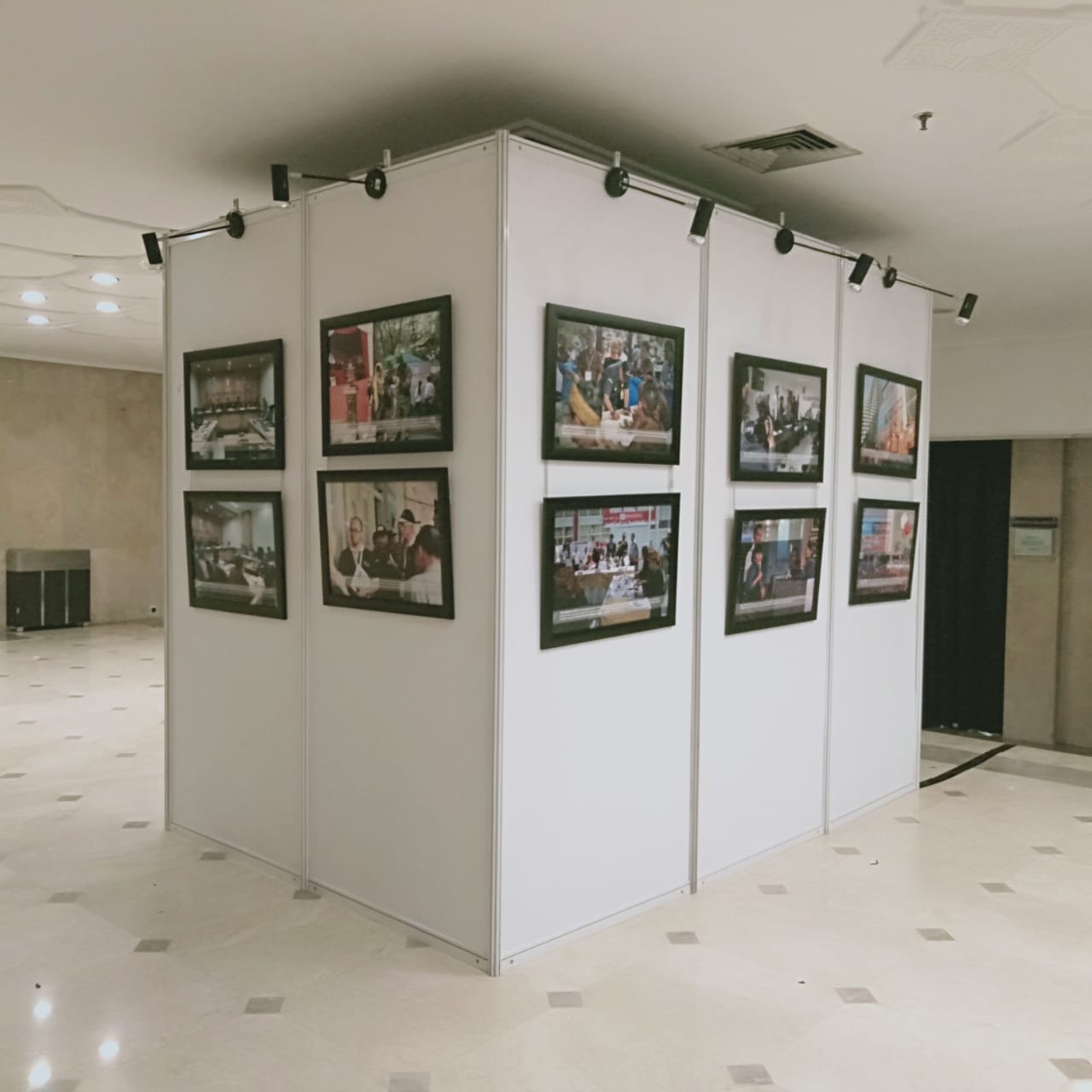 PARTISI PAMERAN JAKARTA 085100463227