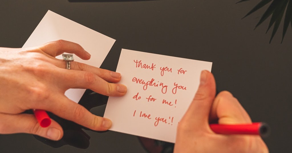 "Drop a note" nghĩa là gì?