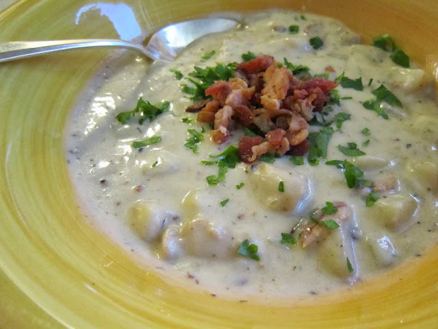 New England Clam Chowder - The Easy Way