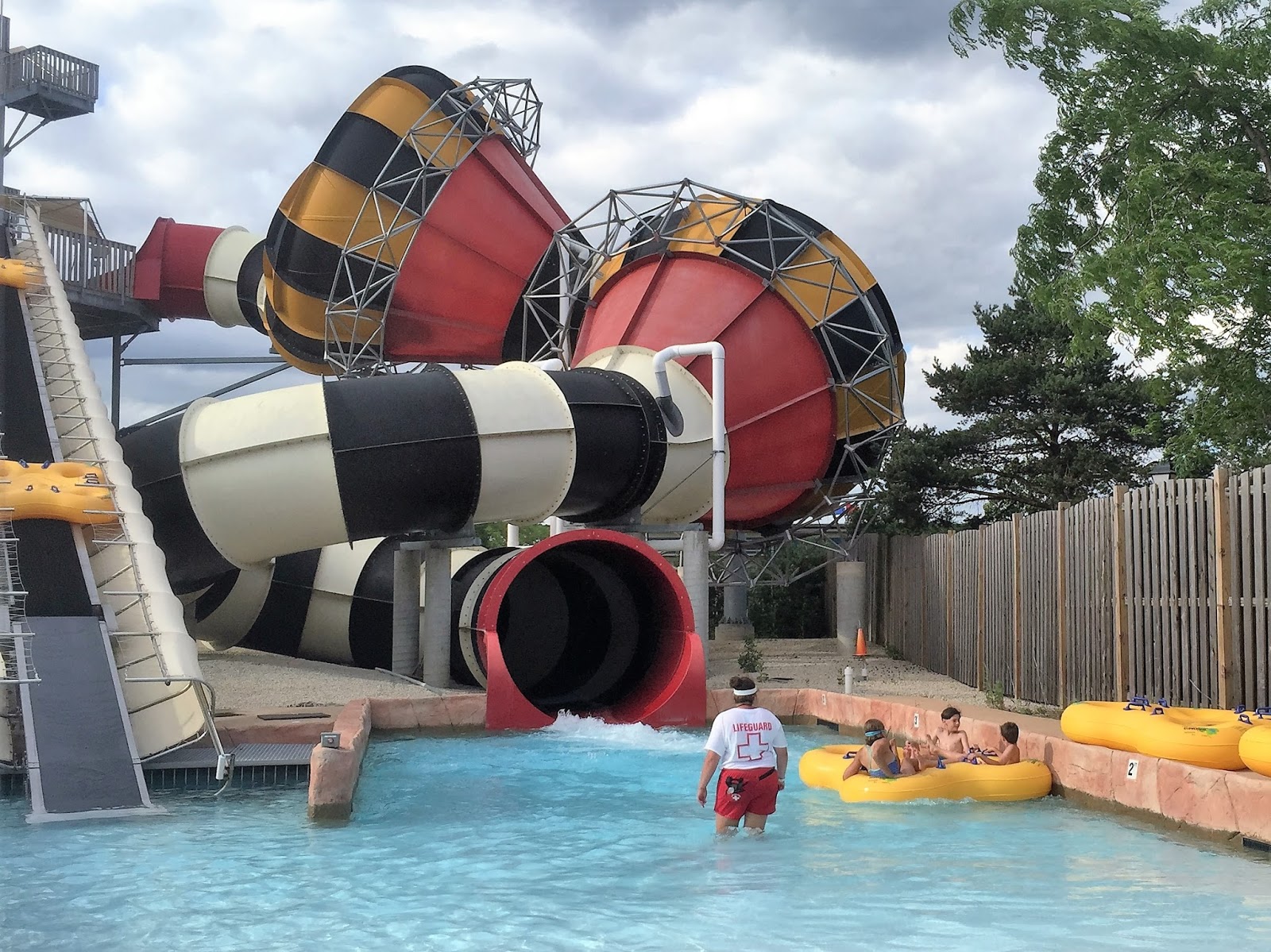 Granna to Three: Water Park at Six Flags