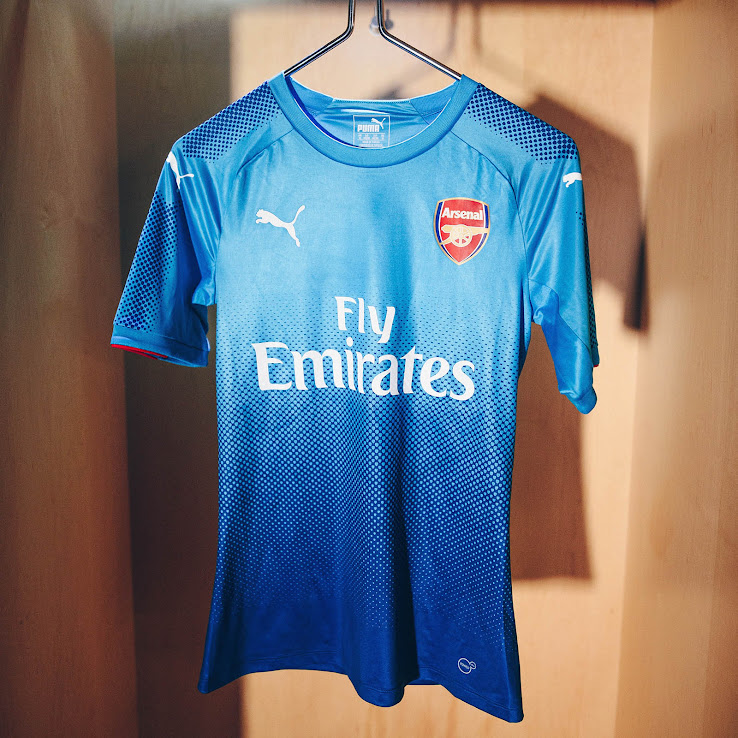 Arsenal 17-18 Away Kit Released - Footy Headlines
