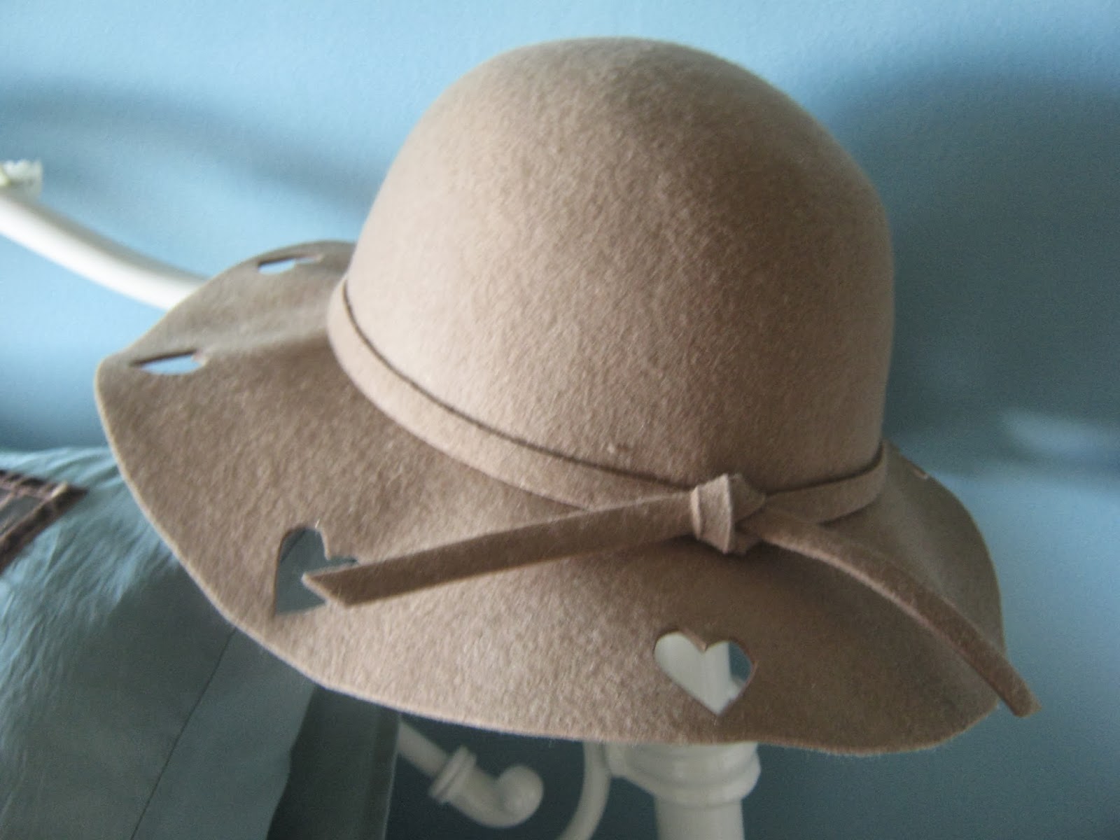 How to: Cut Out Floppy Fedora Hat | Awake + Make | A Blog for Creative ...