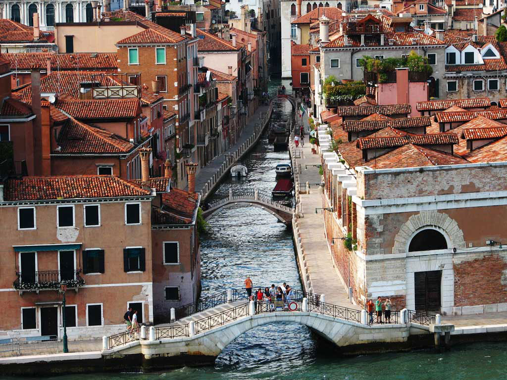 World Views - Ultimate Tours Choice: Venice: