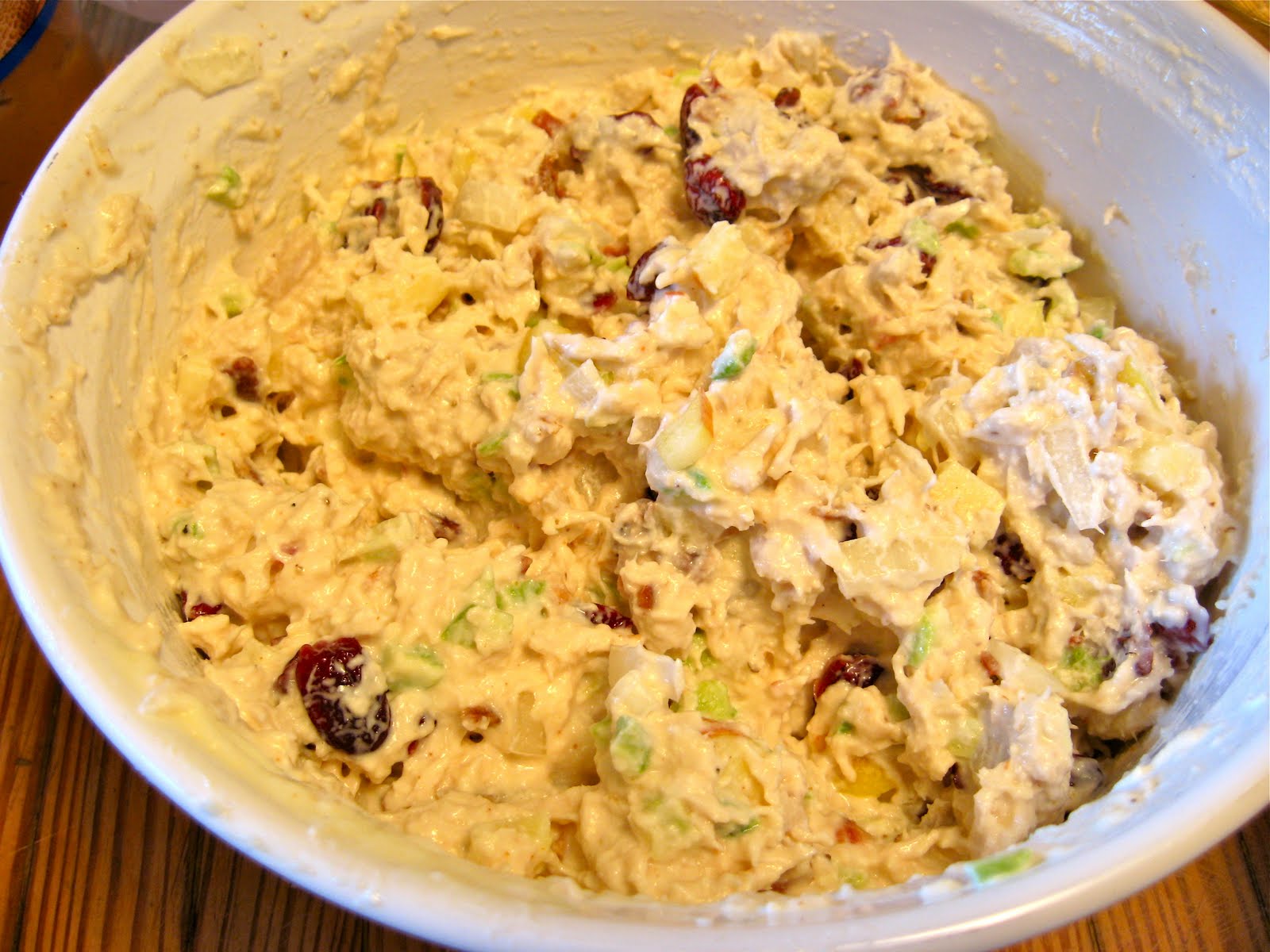 Simply Sheryl's: Tasty Tuesday - Chicken Salad Sandwich Filling...
