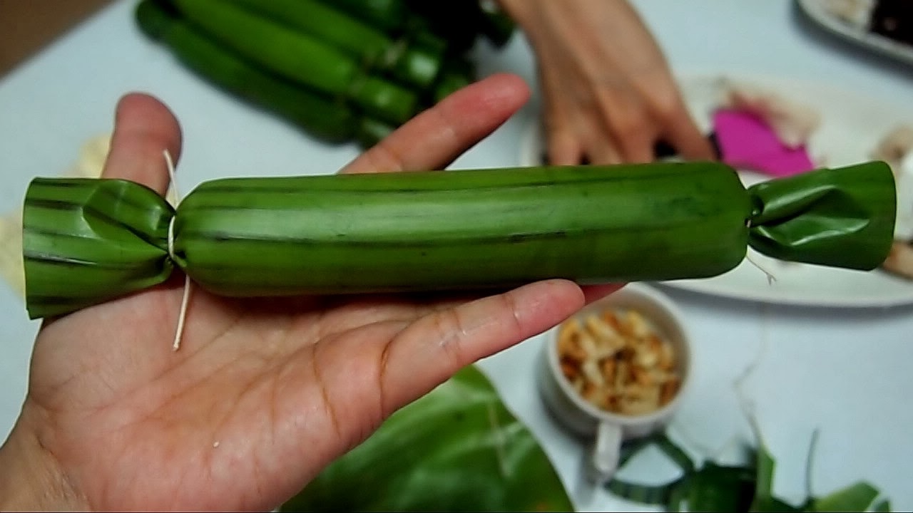 LUWEEH KITCHEN : Suman Moron ( with Chocolate )