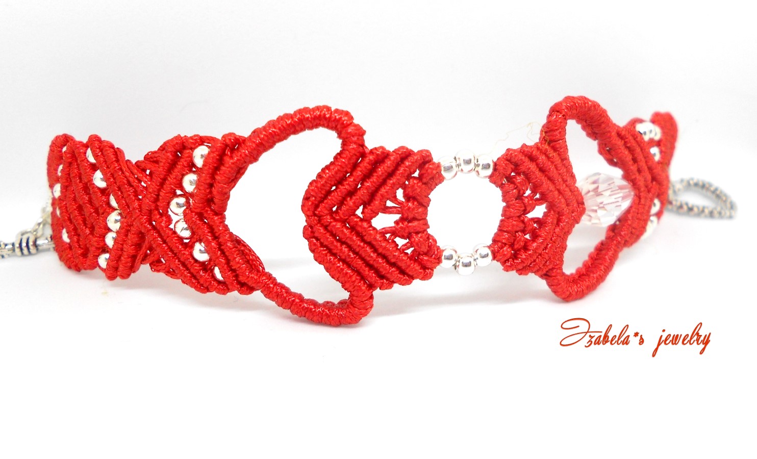 Macrame red asymmetric bracelet / Izabela craftwork