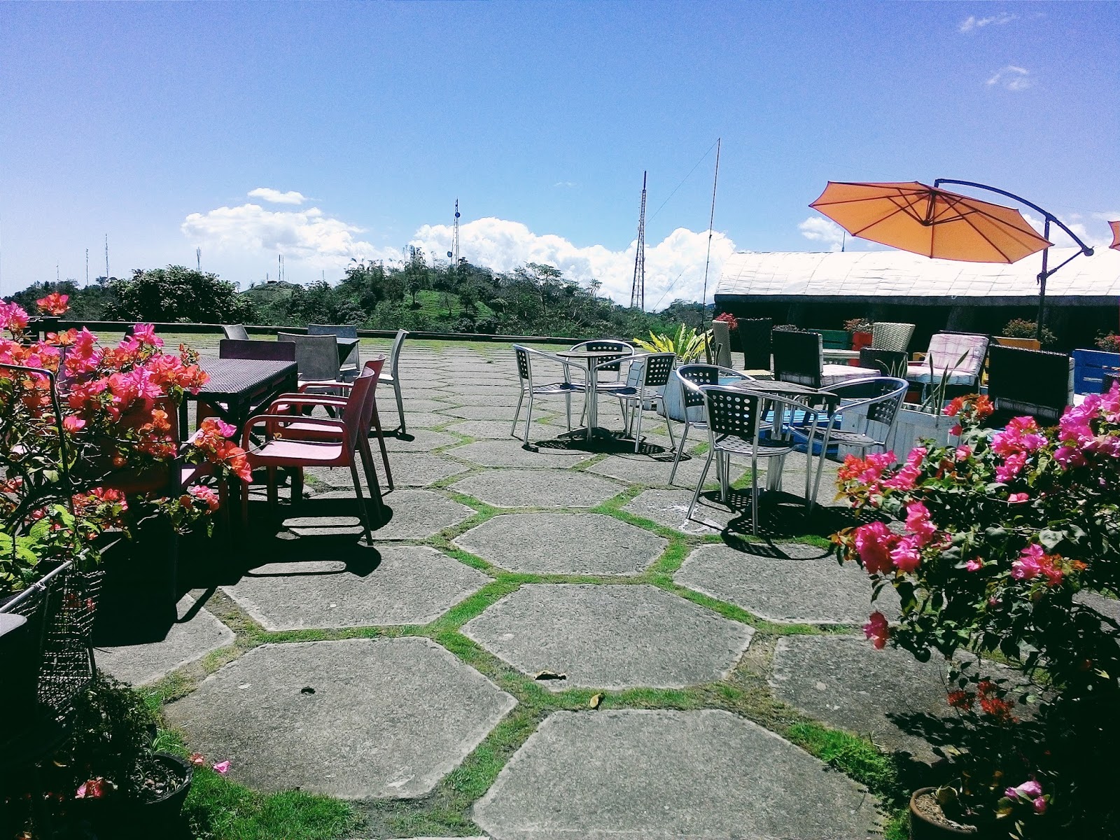 Tops Lookout Cebu: Almera Talks | Sharing life's little moments