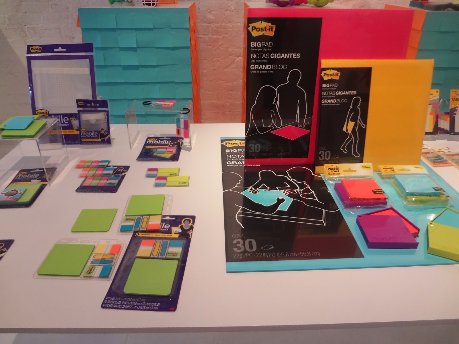 Post-It Brand Collection and Gallery Exhibition at Openhouse Gallery ...