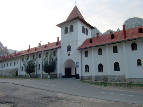 Manastirea Ramet din judetul Alba Iulia