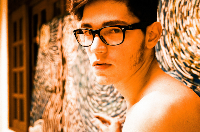 Moleskine Male: O maravilhoso mundo de Sam Santos