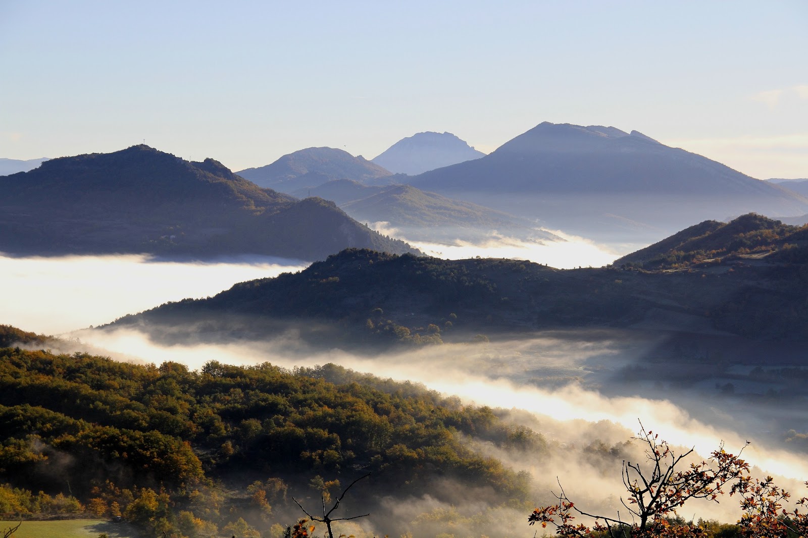 Haute Vallée de l'Aude en photo: Autumn Landscape