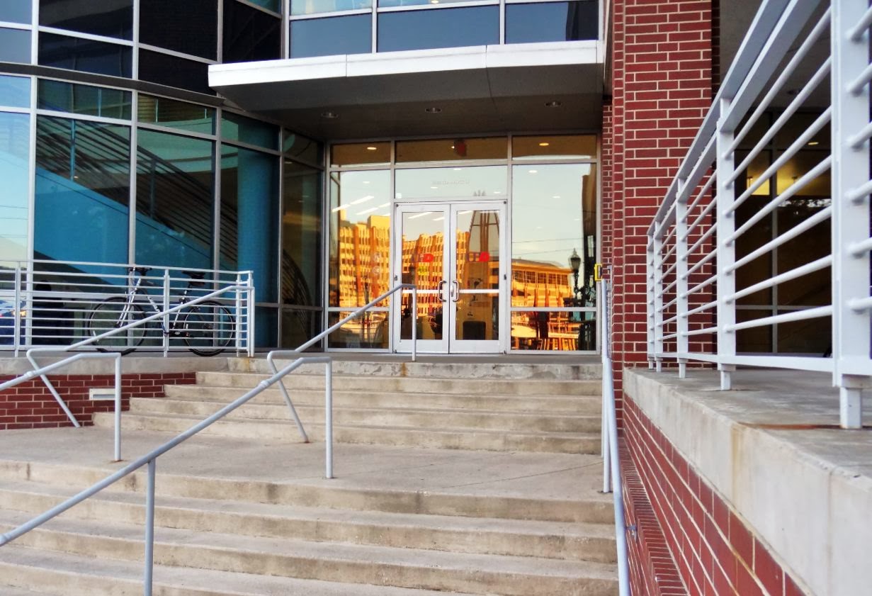 Houston in Pics: UHD Commerce Street Building