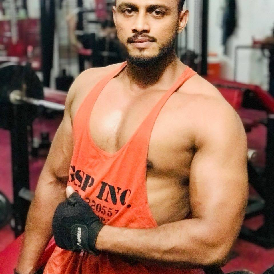 world bodybuilders pictures: pakistani bodybuilder shahid ali sharjah