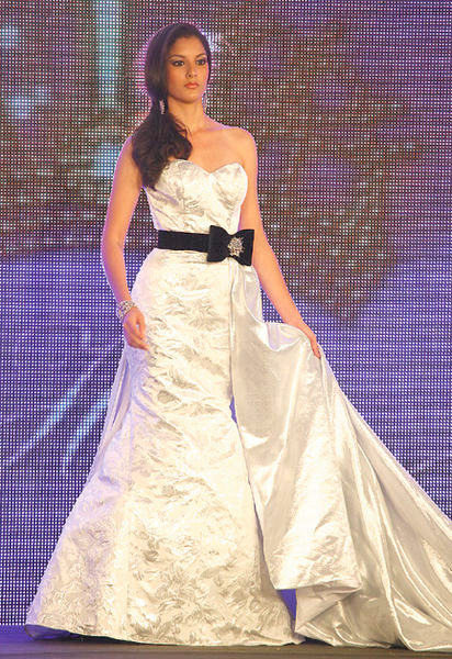 Miss World News: Miss Beatriz Ochoa will represent the Honduras at ...