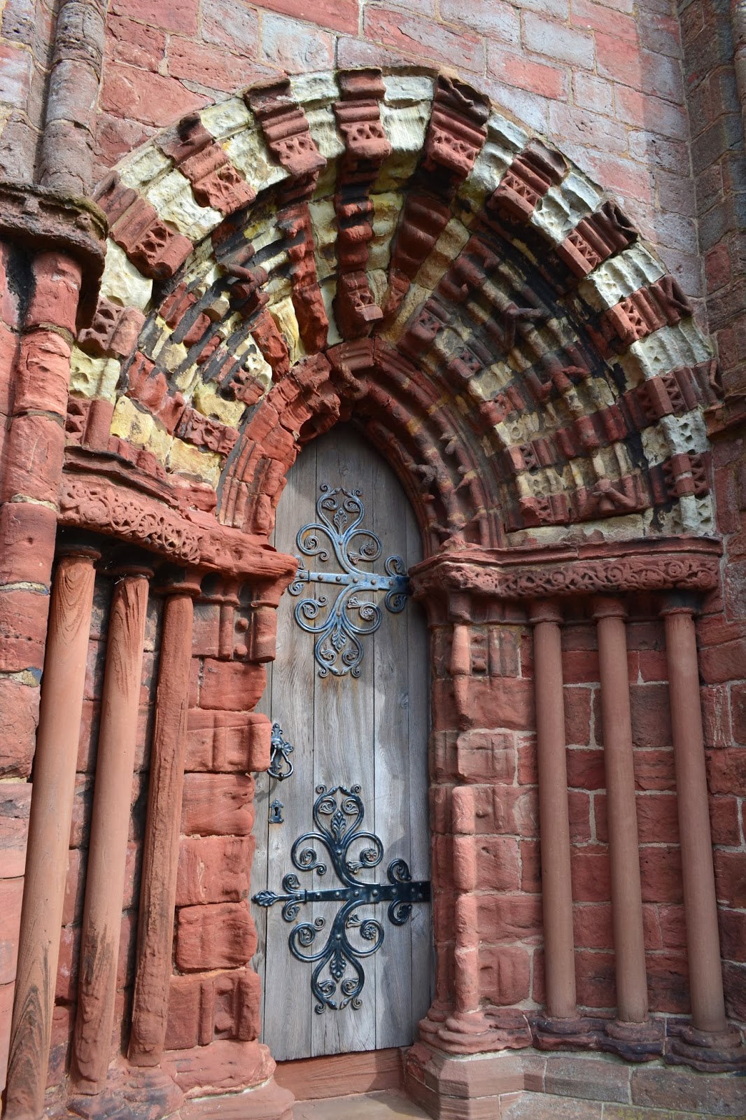1000+ images about Romanesque on Pinterest | Durham, Rose window and ...