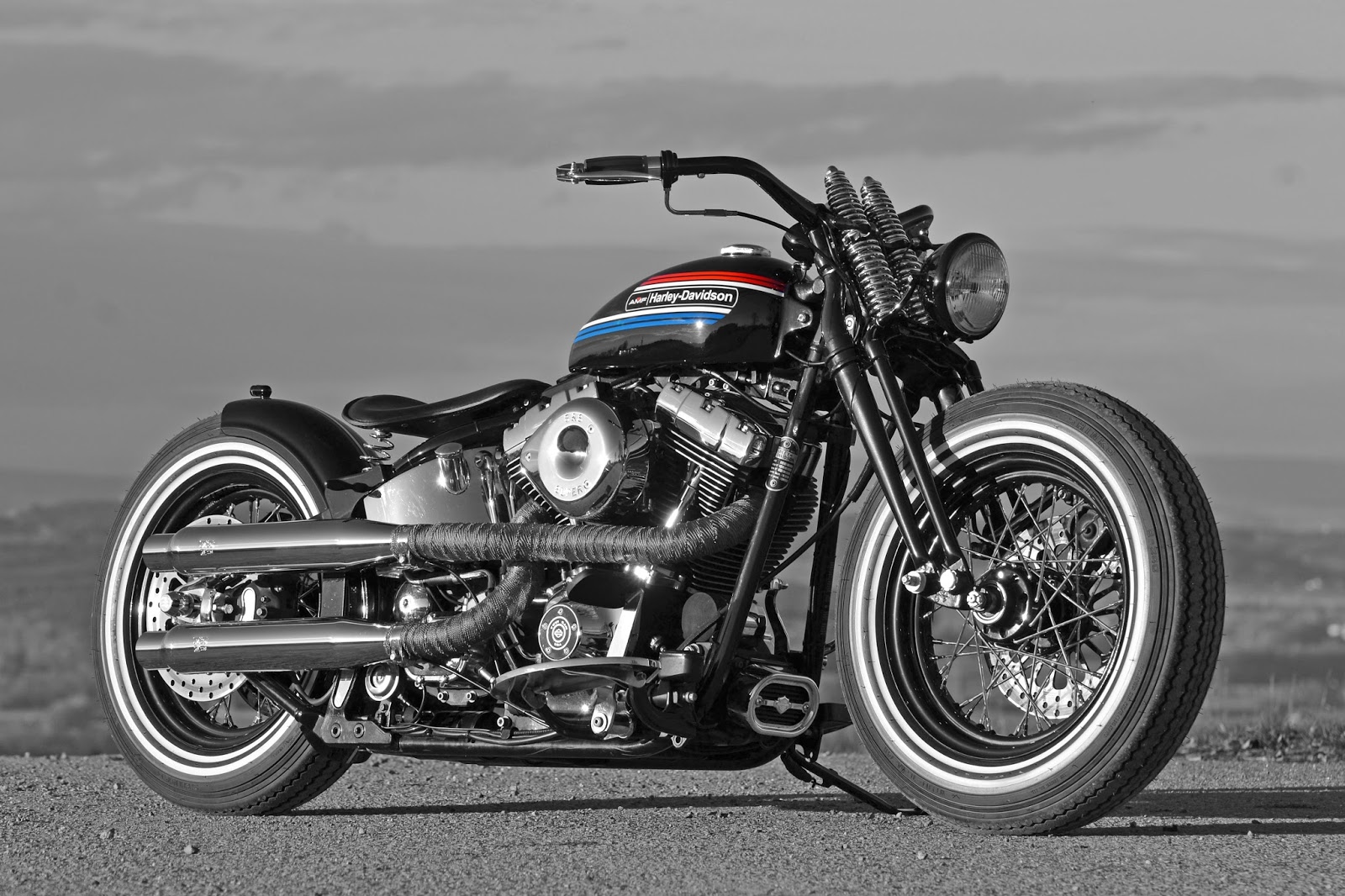 AMF TwinCam Bobber - RocketGarage - Cafe Racer Magazine