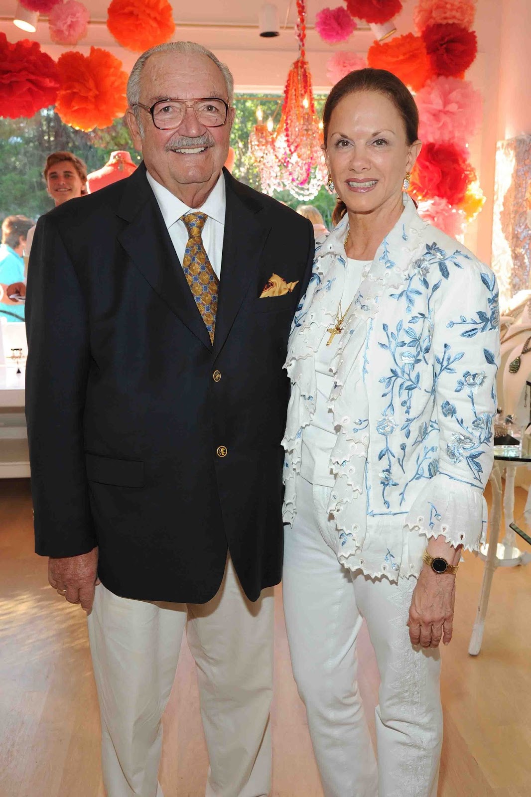 JEAN SHAFIROFF HOSTS SOUTHAMPTON FETE
