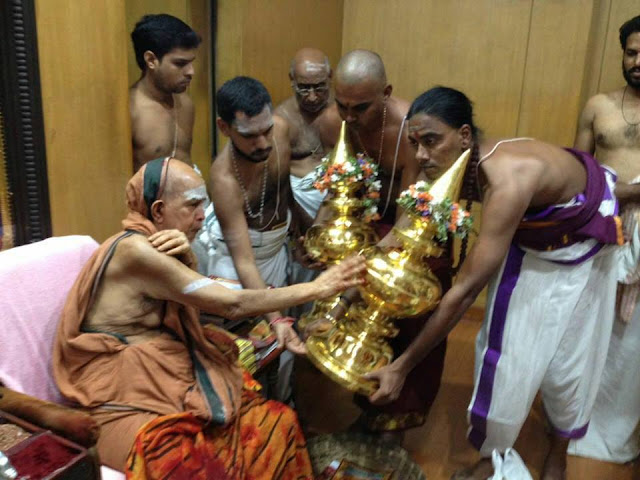 Shankara!: Saffron and the Golden Kalasams for Sri Kamakshi!