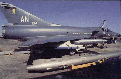 Mirage IIIEBR - O caçador Mach 2 da FAB por excelência - Perfis de ...