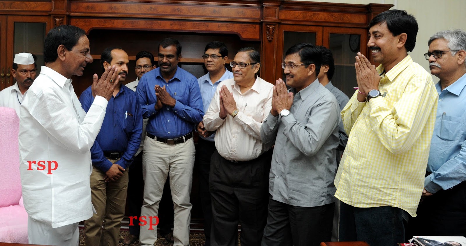 Namaste Telangana Paper Editorial Team Met CM KCR - rspnetwork.in