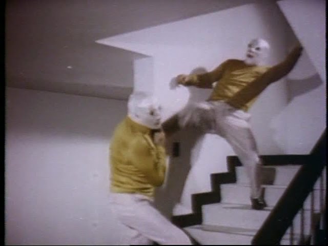 Cool Ass Cinema: Reel Bad Cinema: Santo Faces Death (1969) review