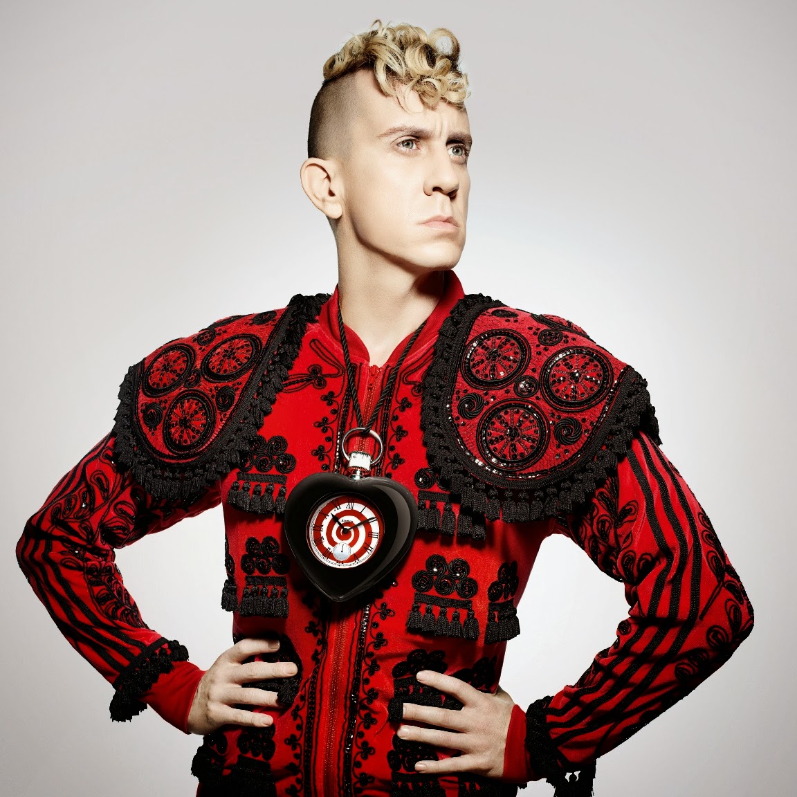 Como Dior Manda: Jeremy Scott for Moschino