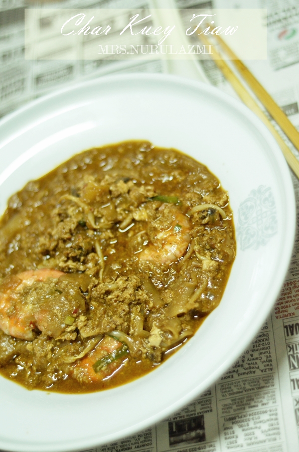 VIVILIM@MRS.NURULAZMI: Dinner with Char Kuey Tiaw & A Glass of Tea