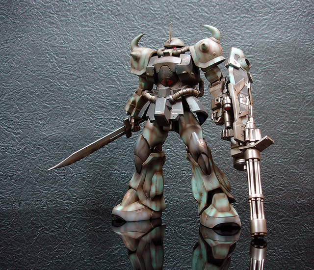 Build and Shoot: GOUF CUSTOM VER. CAMOUFLAGE: CUSTOM BUILD