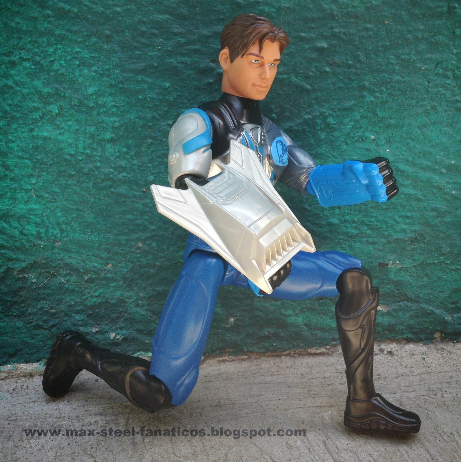 Max Steel Fanáticos: Max Steel Reviews: Parte 3