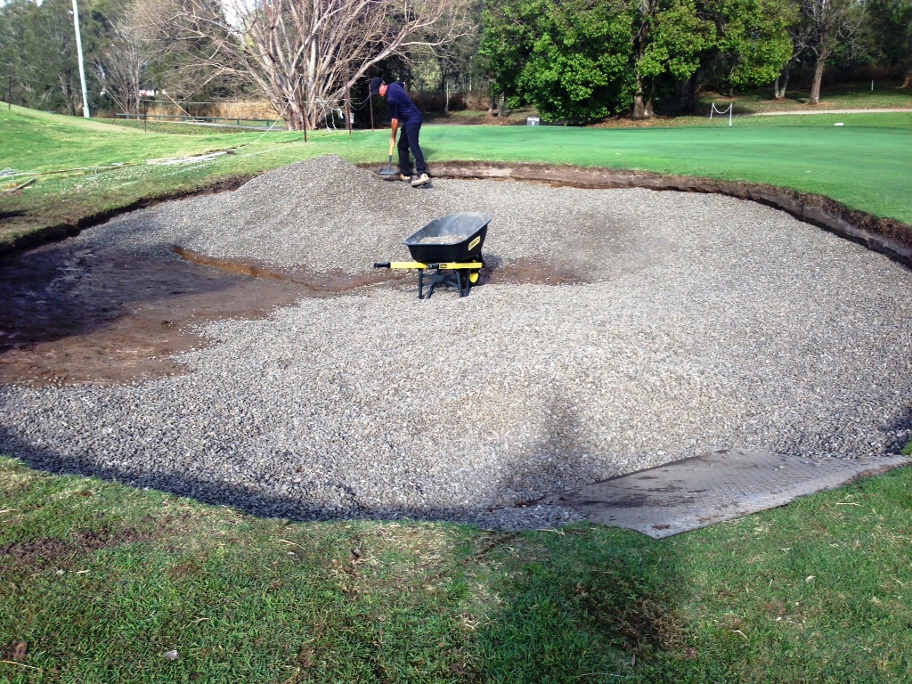 Nudgee Golf Club: Bitumen bunker trial