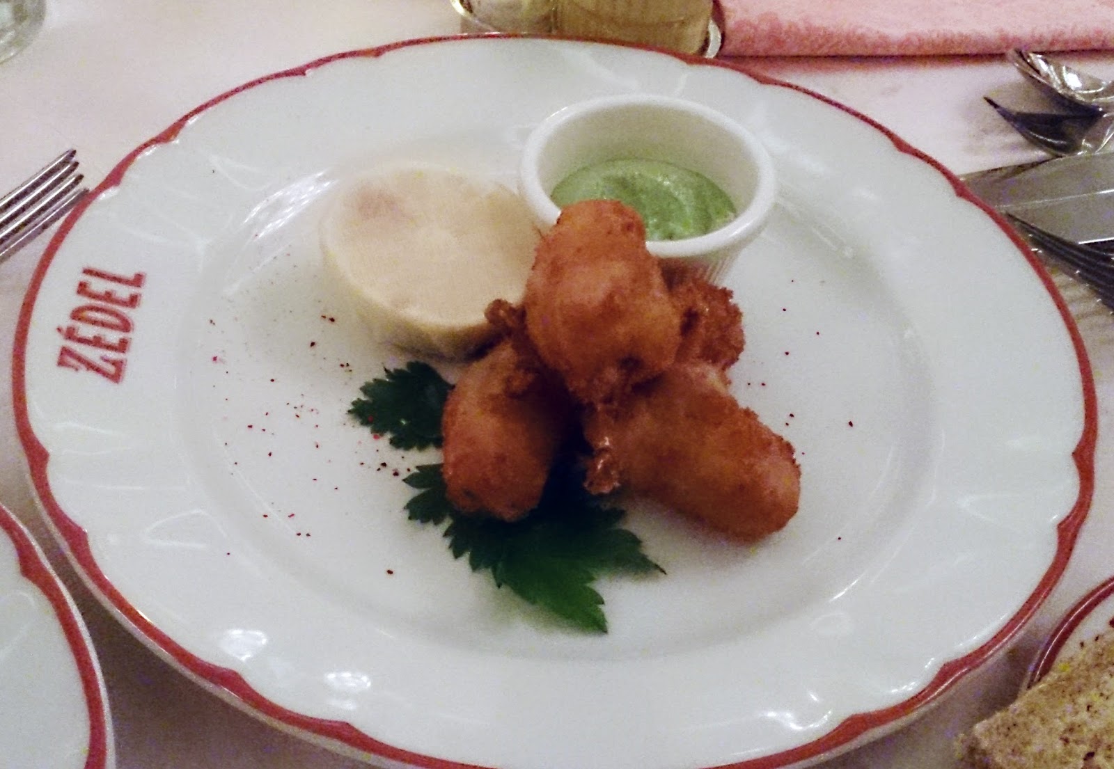 Food and Drinks Noob: Brasserie Zedel