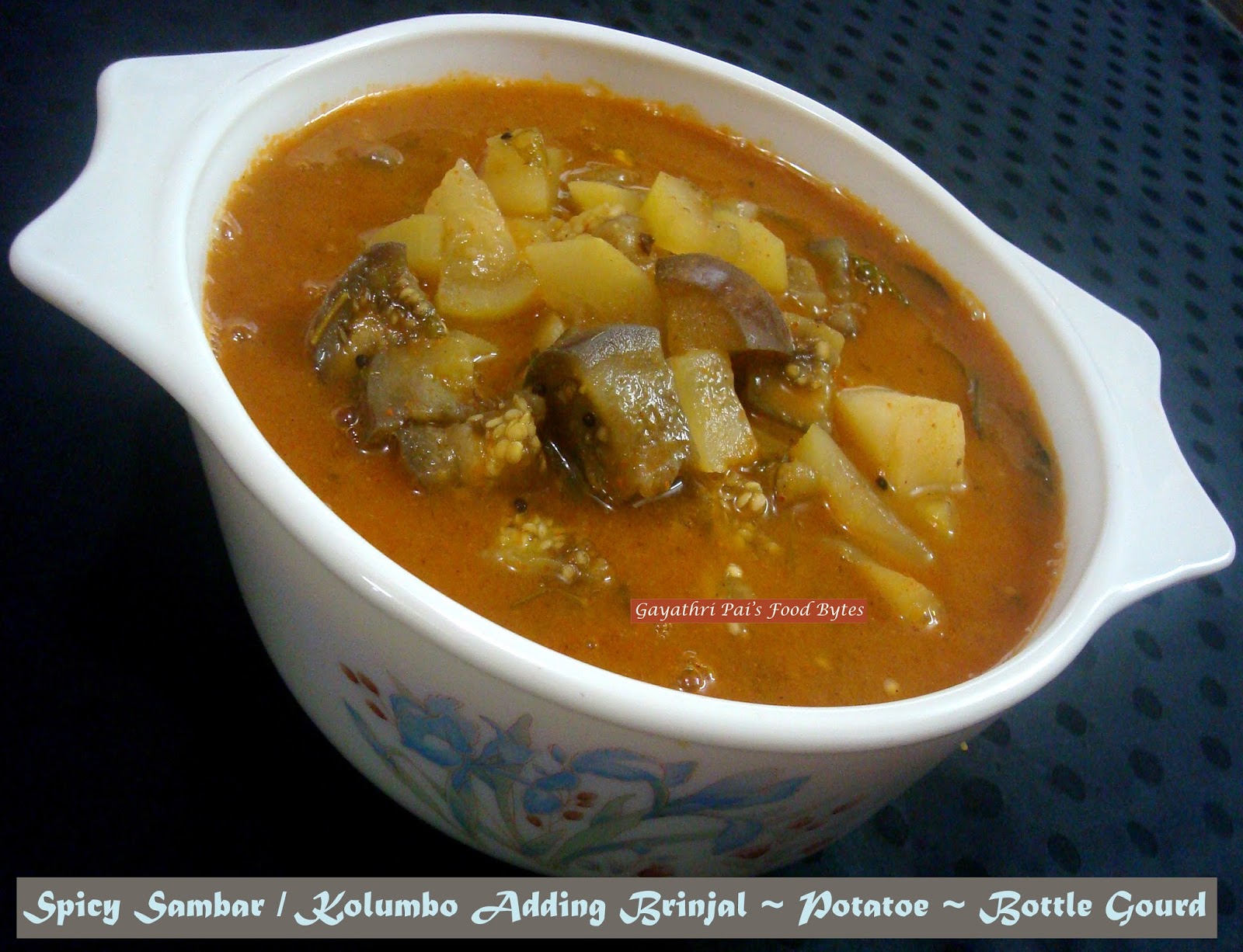 Gayathri Pai's Food Bytes: Spicy Sambar / Kolumbo-2.