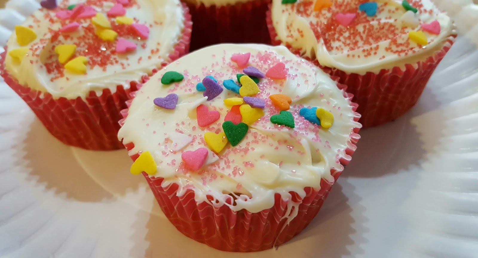 a drop of sweetness: Not Your Ordinary Cupcake Cupcakes