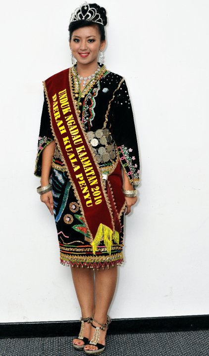 sabahan traditional costume